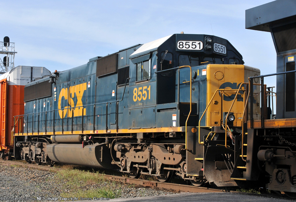 CSX 8551